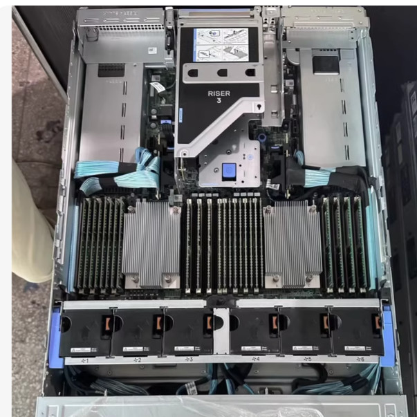 AMD Processor Type PowerEdge R7525 A Highly Scalable 2U Rack Server For ...